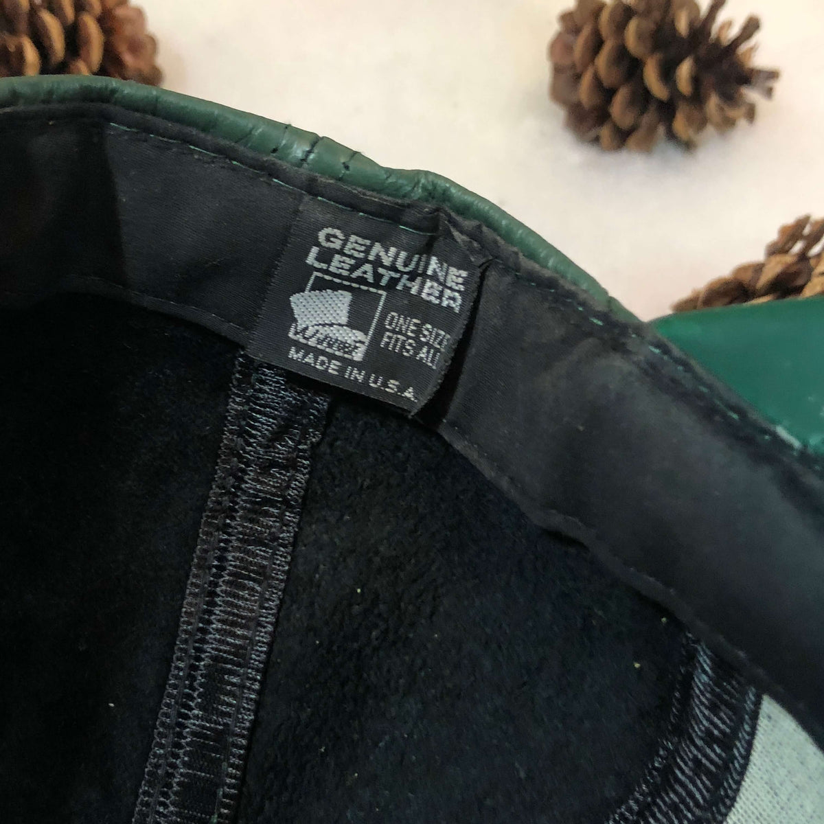 Vintage Green Leather Strapback Hat – 🎅 Bad Santa
