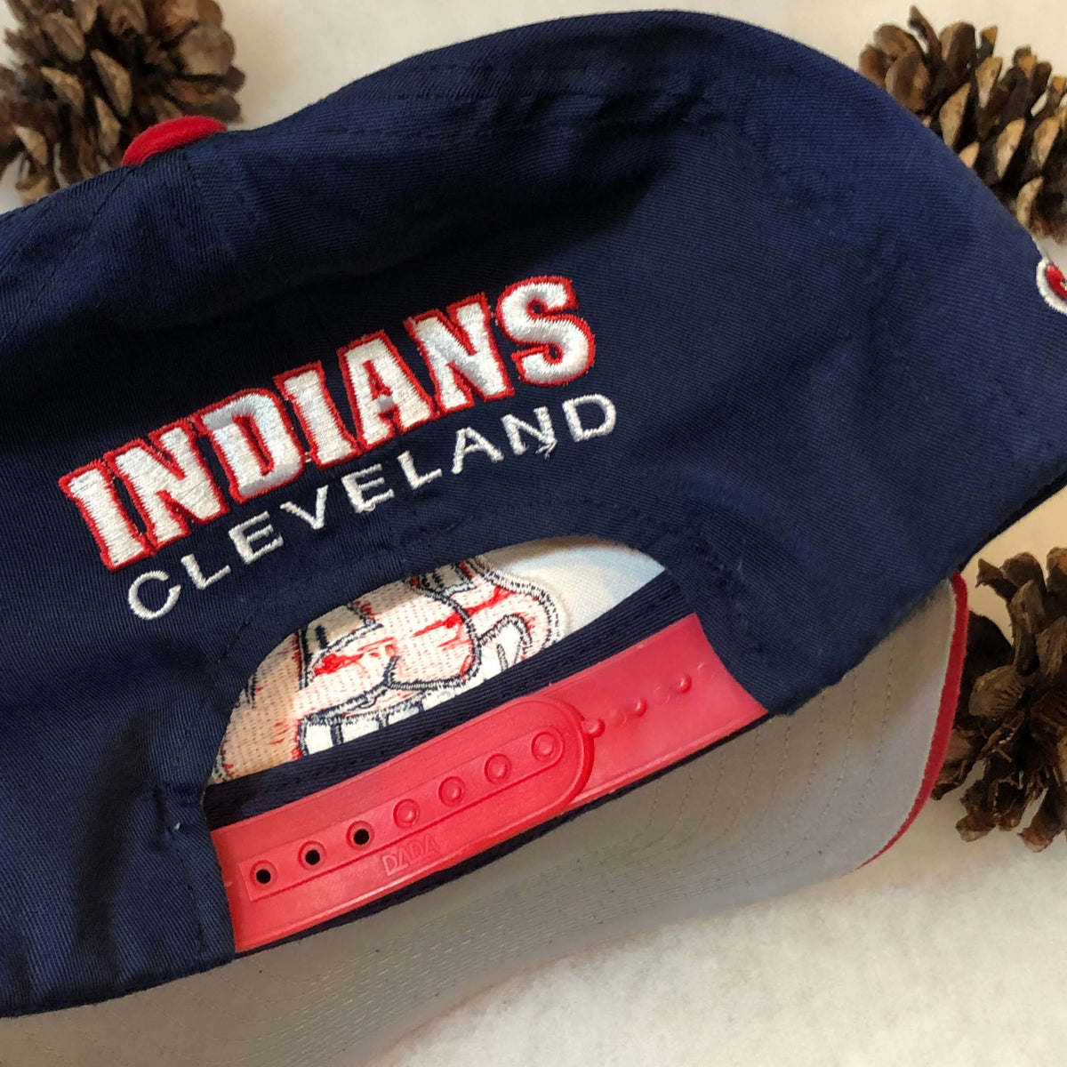 Vintage MLB Cleveland Indians Logo 7 Big Logo Twill Snapback Hat – 🎅 ...