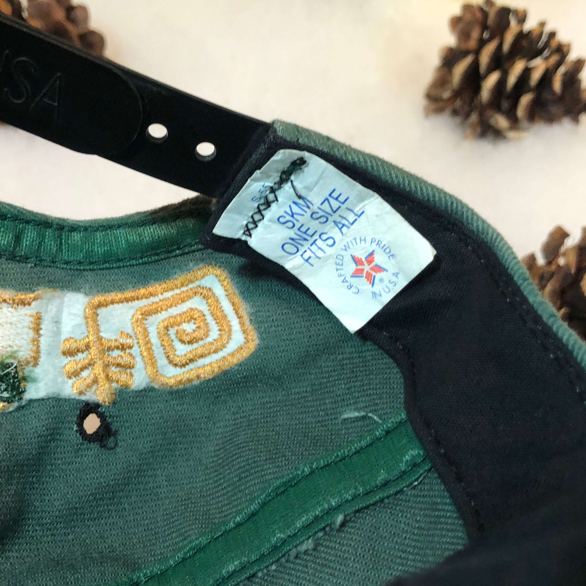 Vintage Brian Boru Irish King Snapback Hat – 🎅 Bad Santa